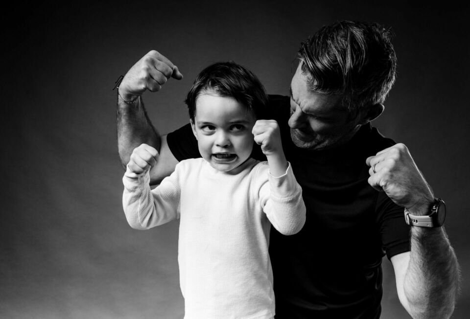 HOW FAMILY PHOTOS BOOST YOUR CHILD’S SELF-ESTEEM | The MOST Awarded ...